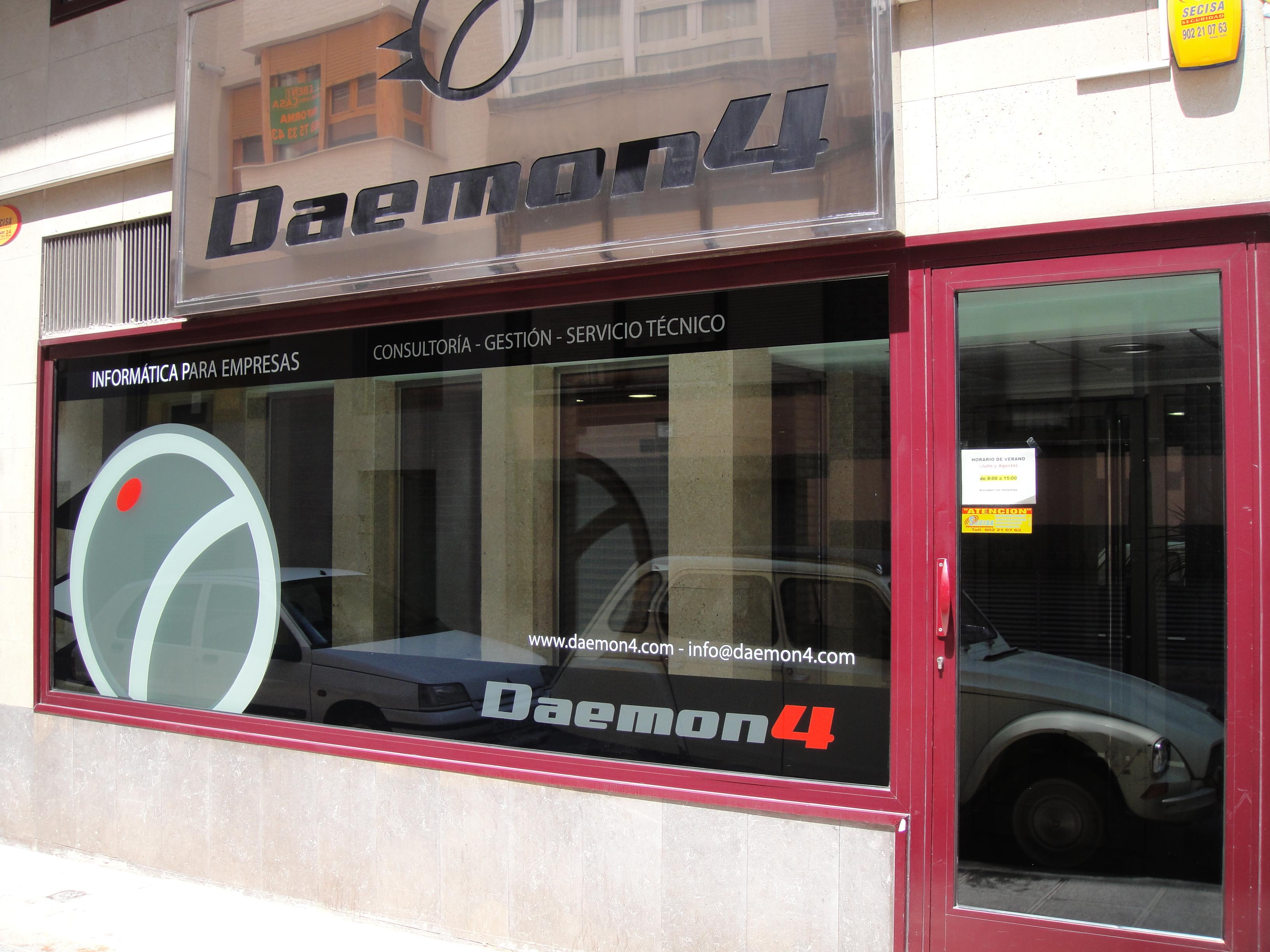 ENTREVISTA A JUAN FRANCÉS GARCÍA GERENTE DE DAEMON4 SLL. YECLA - Amusal